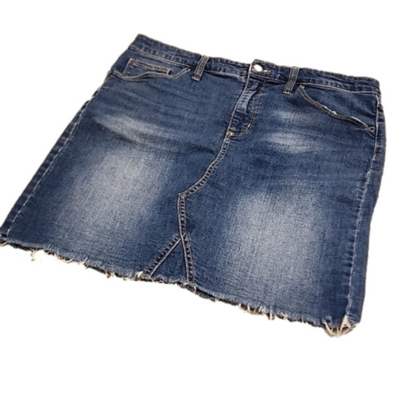 Universal Thread | Skirts | Universal Thread Denim Mini Skirt ...